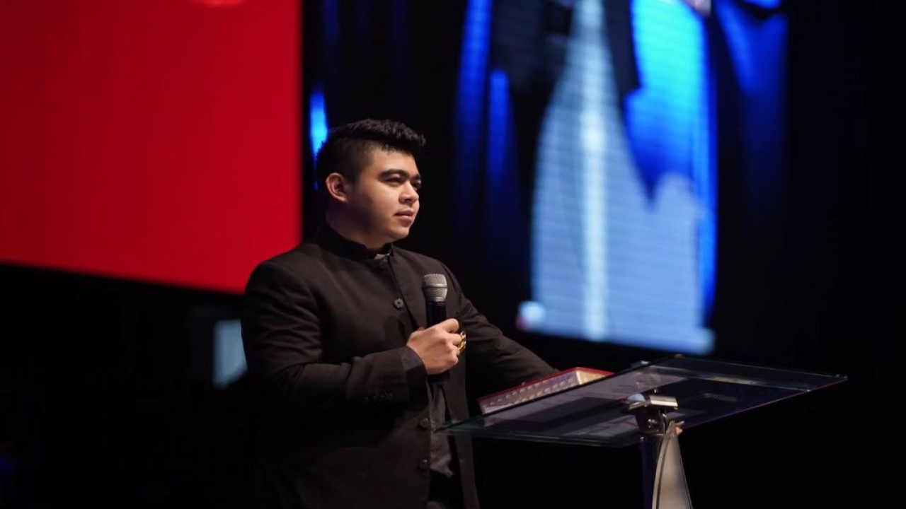 Usai Khotbah Pendeta Gilbert Dikecam, Kini Giliran Anaknya yang Tuai ...